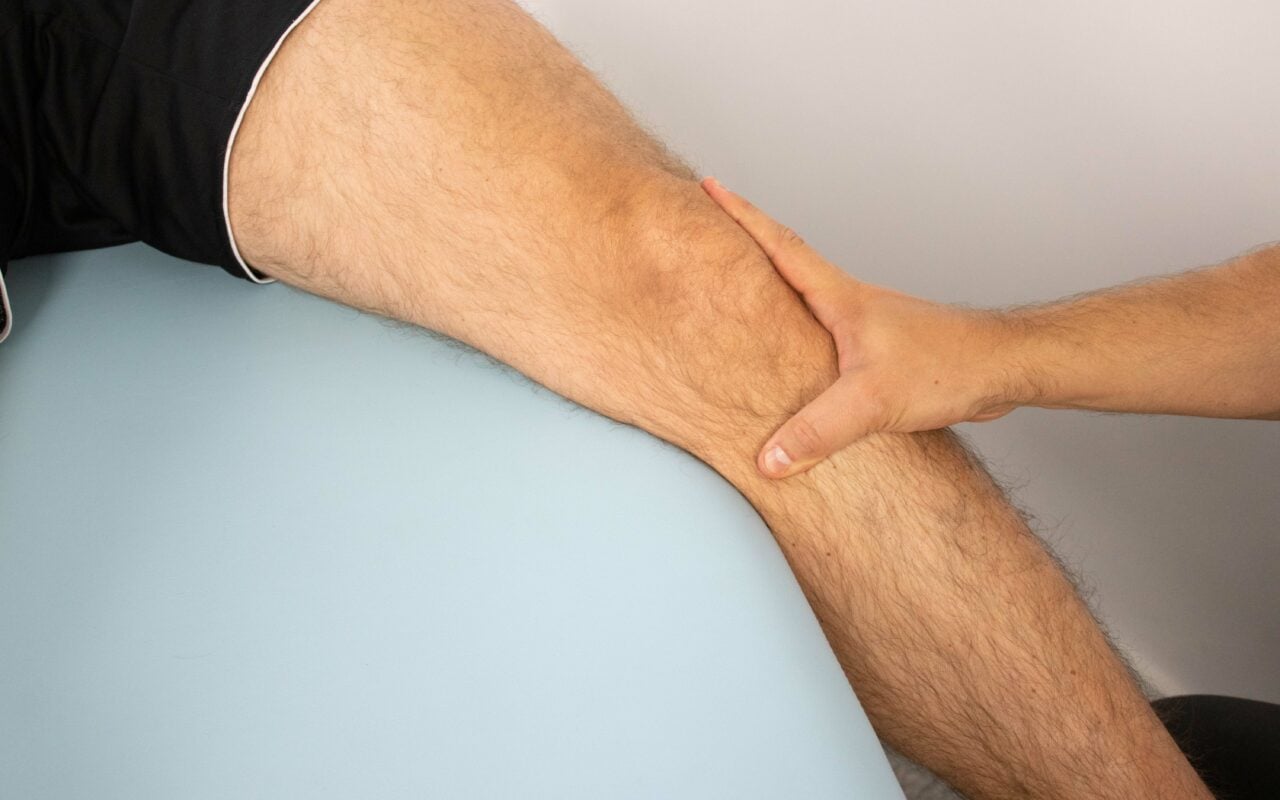 Moving Patellar Apprehension Test | Lateral Patella Instability