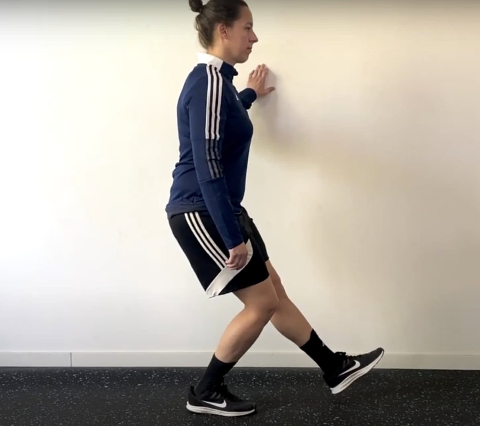 Anterior Knee Pain Provocation Test - Physiotutors