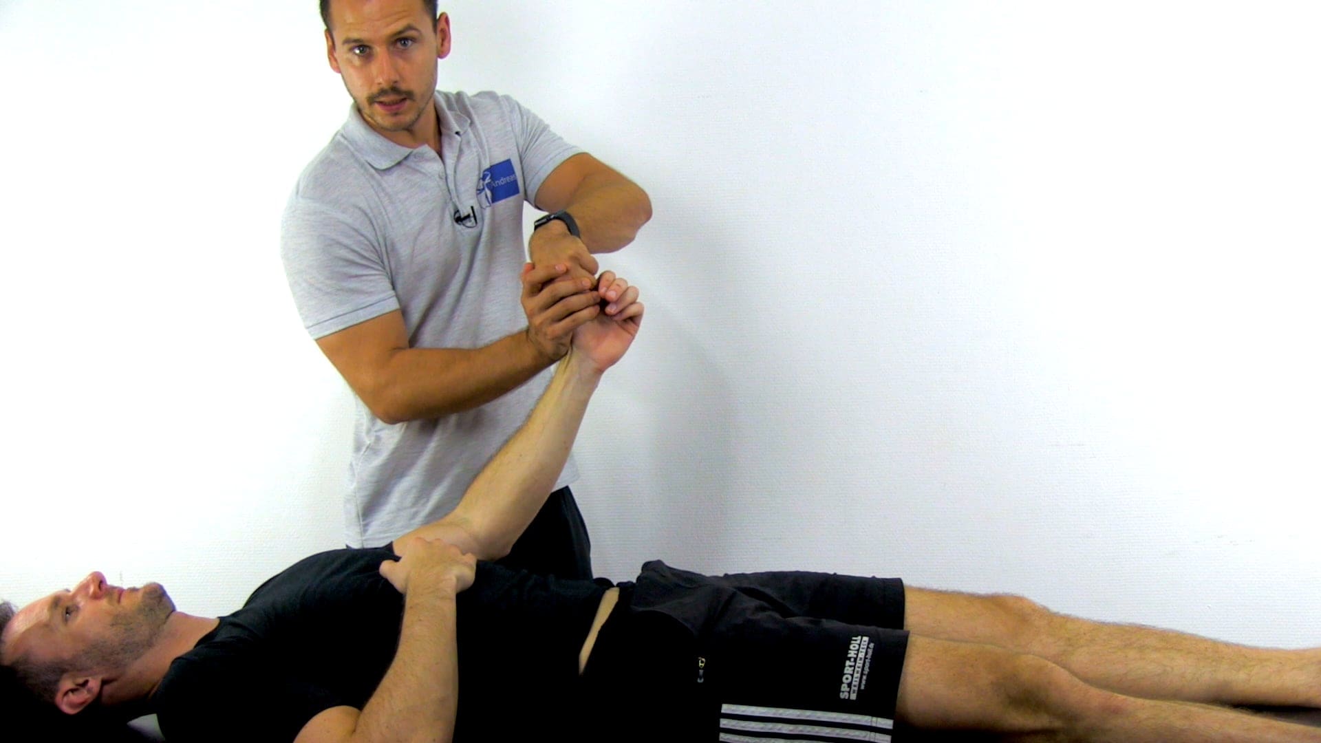 CMC 1 Pivot Manipulation - Physiotutors